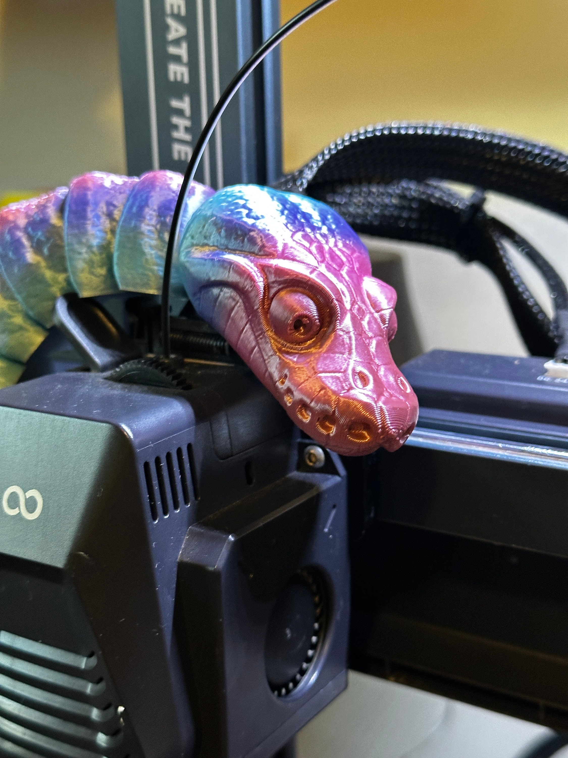 3D Printed Articulated Ball Python, Fidget Toy, Desk Stress Toy, 3D ...