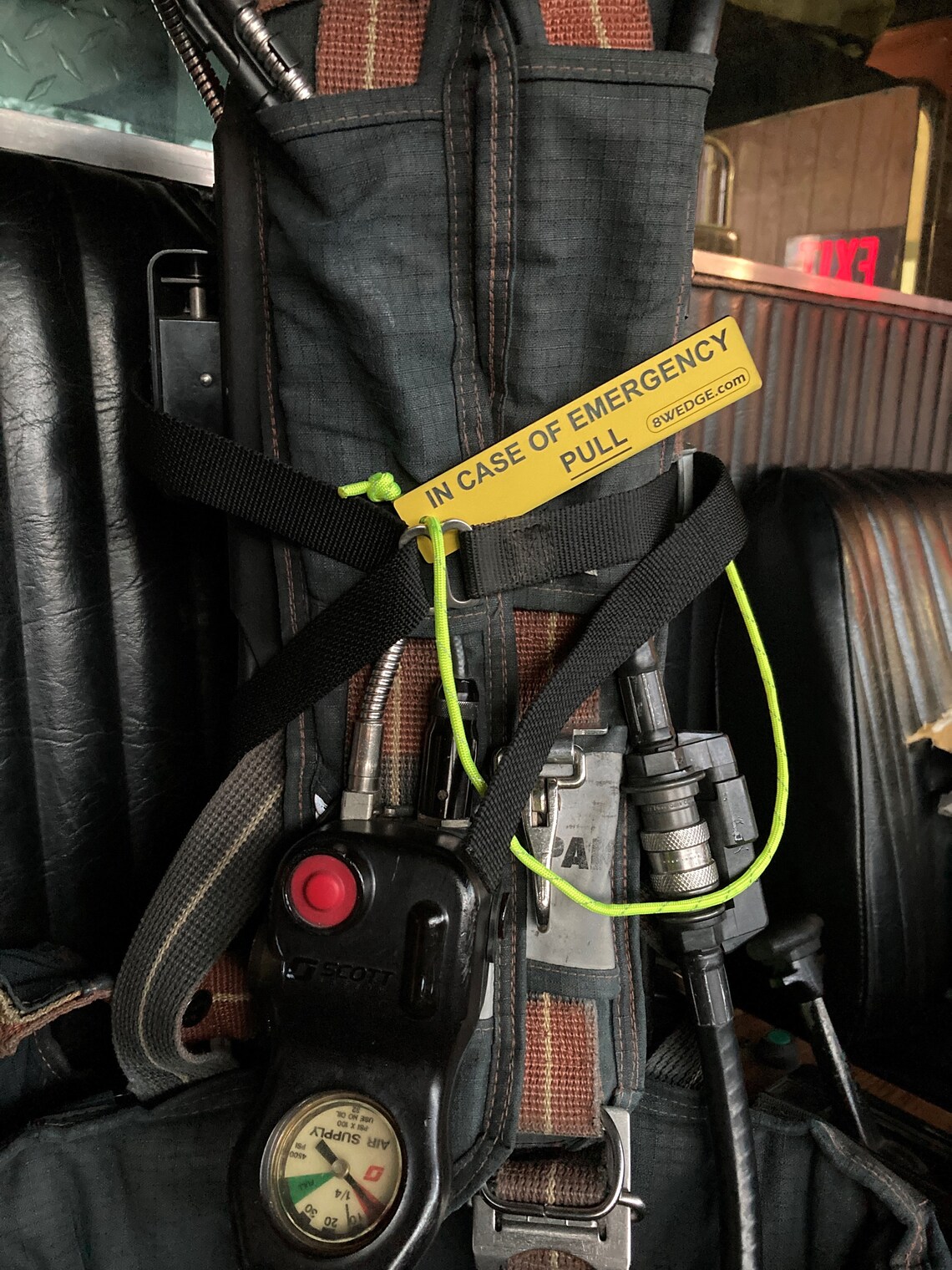 Emergency Pull Tags: High Visibility and Easy-to-grab Emergency Tag ...