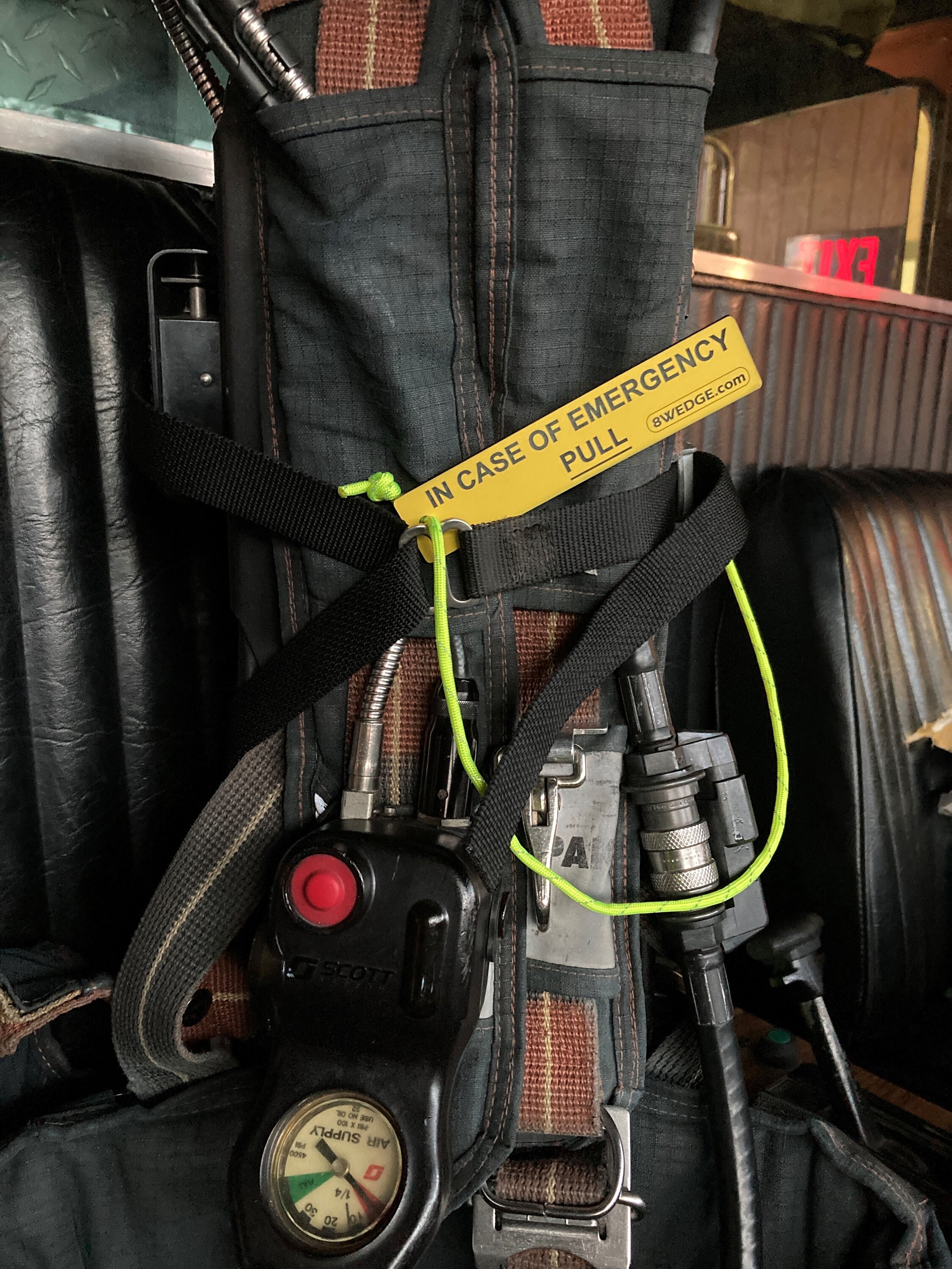 Emergency Pull Tags: High Visibility and Easy-to-grab Emergency Tag ...