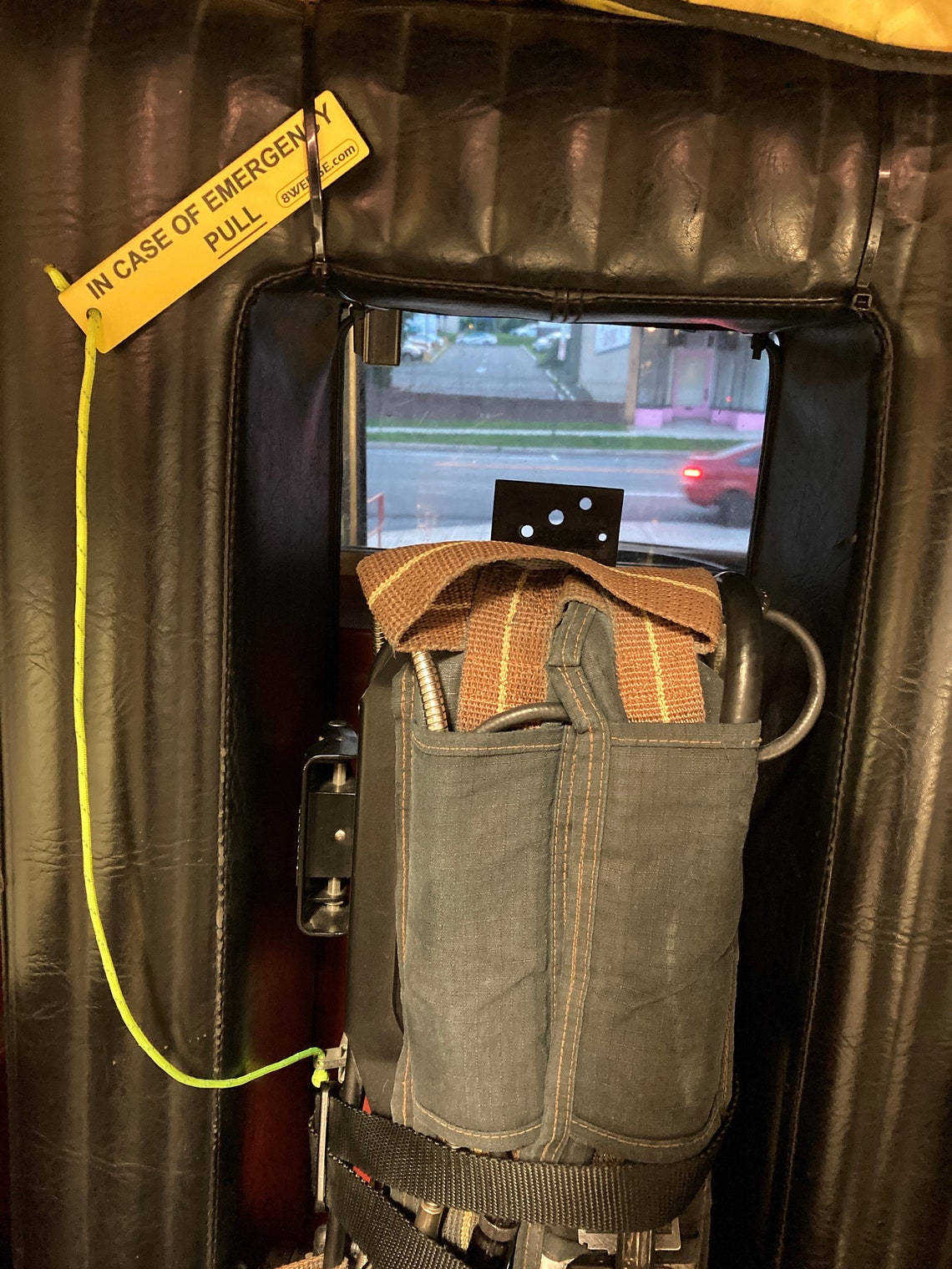 Emergency Pull Tags: High Visibility and Easy-to-grab Emergency Tag ...