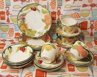 Set of 20 Pieces Franciscan Apple Pattern Dinnerware / Dinner Table or ...