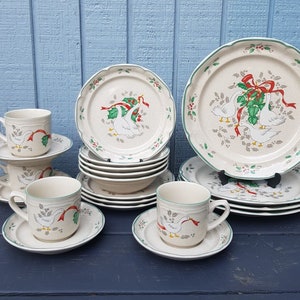 Pfaltzgraff Heirloom Vintage Dinnerware Set - Etsy