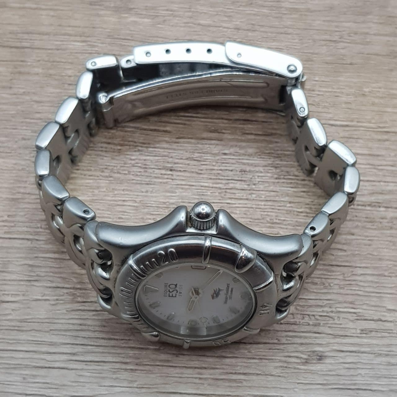 ESQ Esquire Swiss Quartz Ladies Dive Watch Water Resistant 100 Meters ...