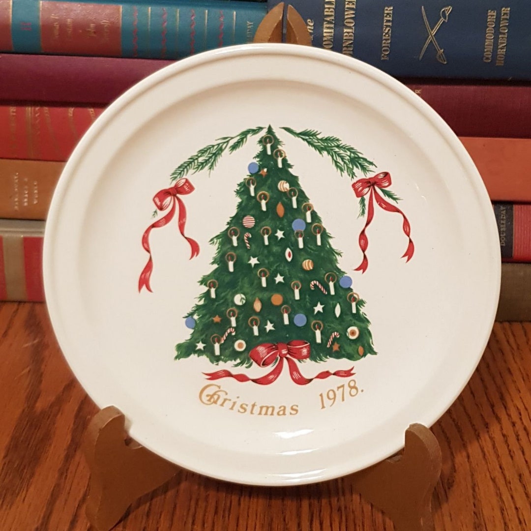 Decorative Plate Christmas Tree 1978 Lillian Vernon Carrigaline Pottery ...