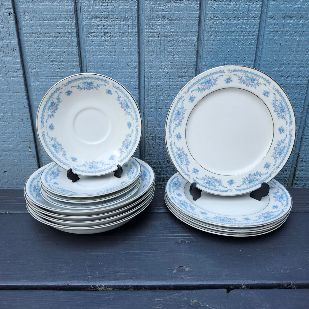 Ekco International Exquisite Fine China Winsford Japan Dinnerware Set ...