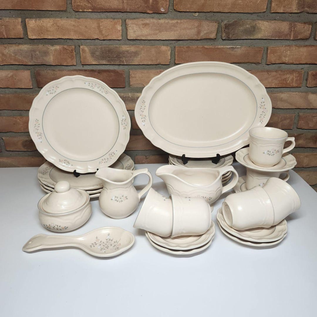 Pfaltzgraff Remembrance Vintage Dinnerware Set - Etsy