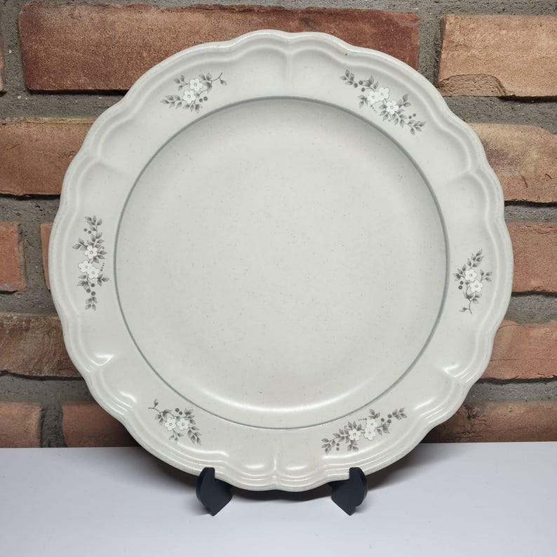 Pfaltzgraff Heirloom Vintage Dinnerware Set - Etsy