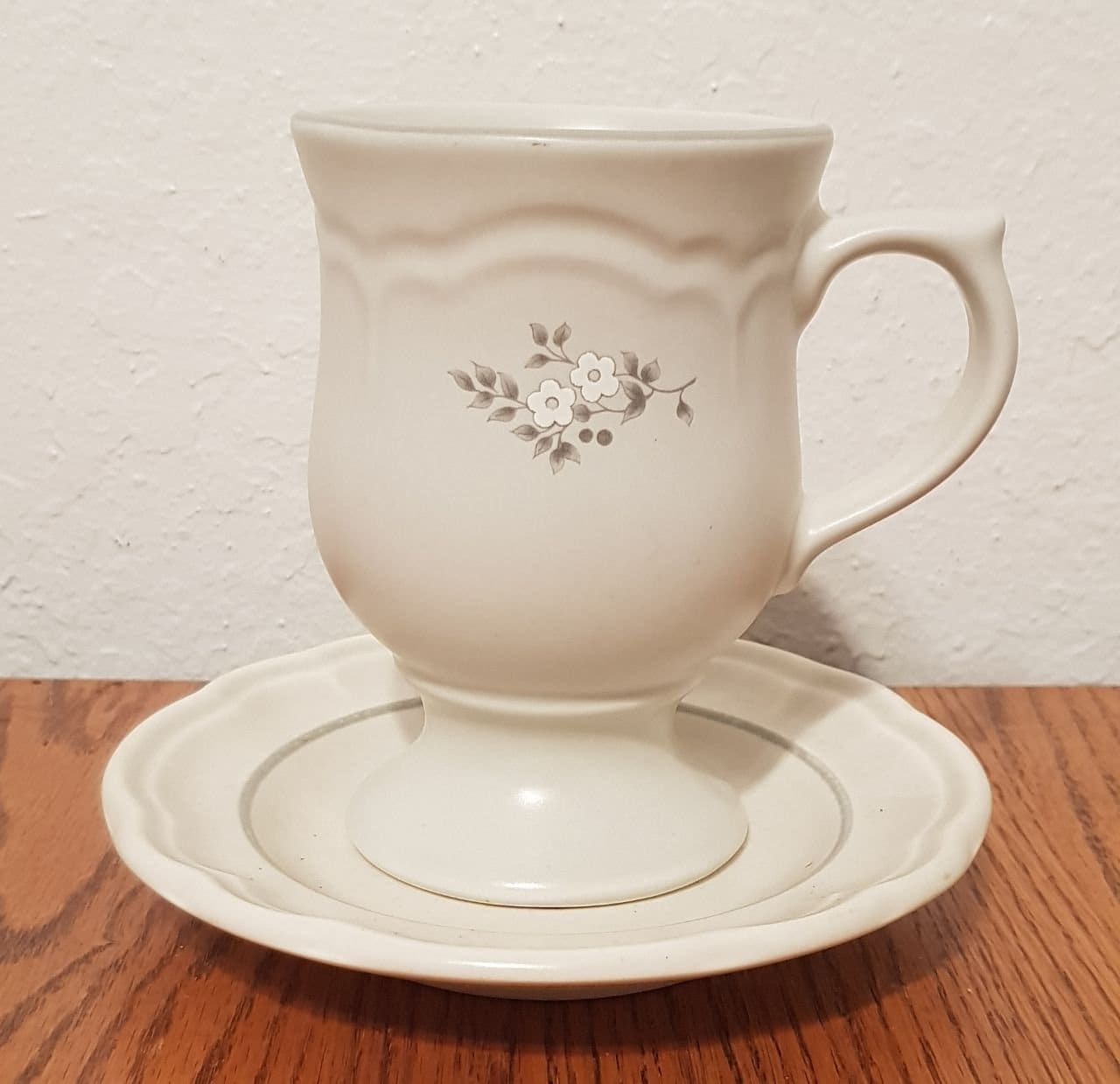 Pfaltzgraff Heirloom Vintage Dinnerware Set of 96 Pieces - Etsy