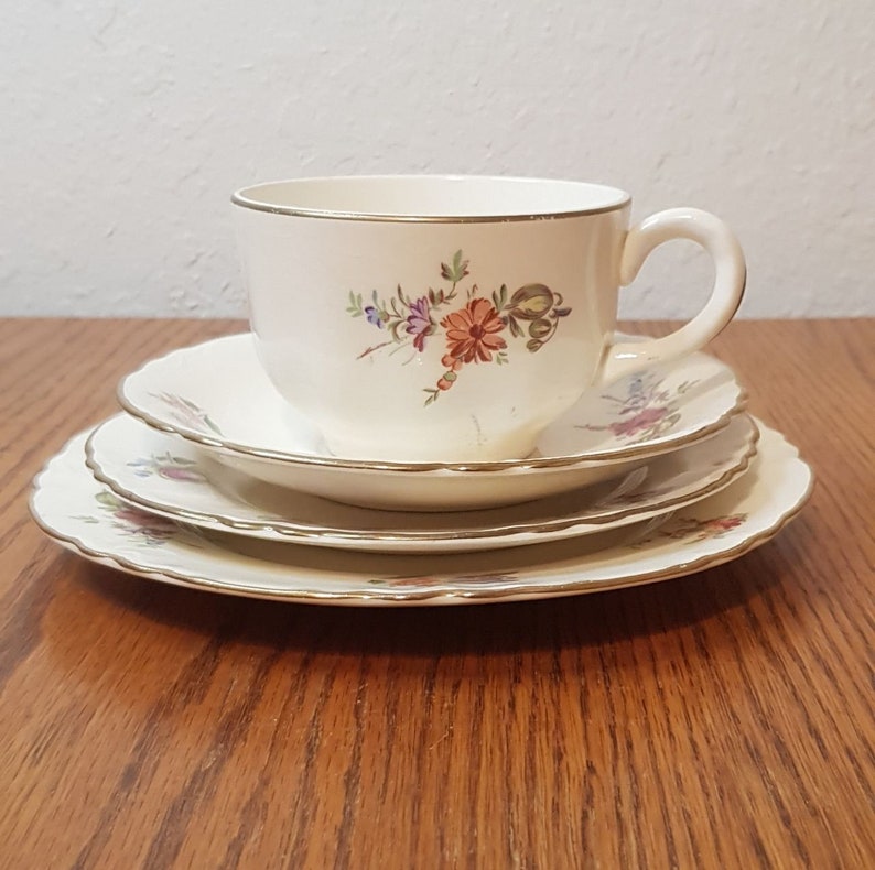 Homer Laughlin Household Institute Priscilla Pattern Vintage Dinnerware ...