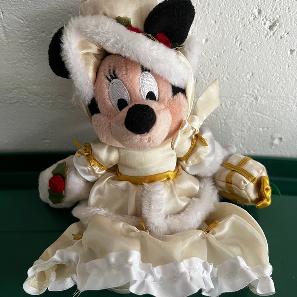 Victorian Minnie - Etsy