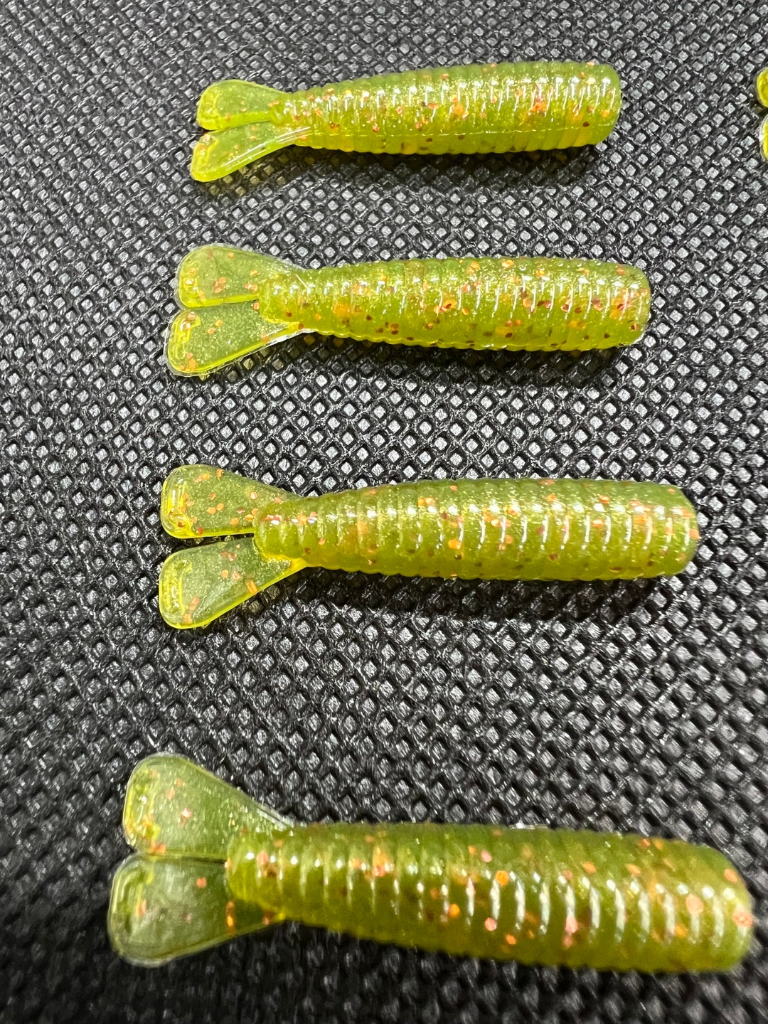 Soft Plastic Lures | Panfish Baits | 1.5 Inch Split Fin Grub - Pearl ...