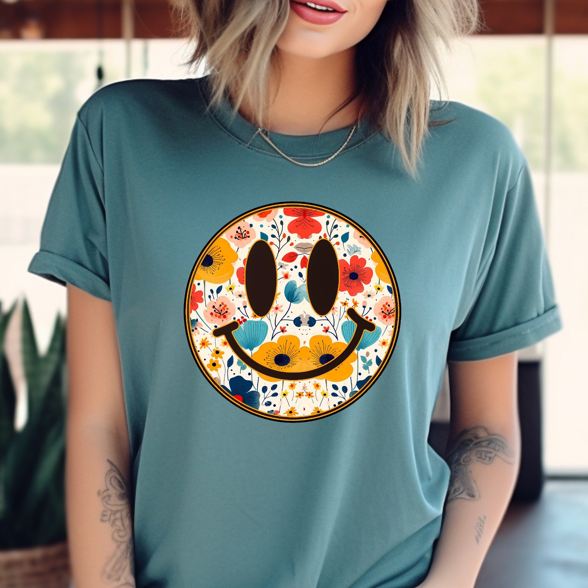 Distressed Smiley Face PNG Daisy PNG Daisy Smiley Shirt Design Retro ...