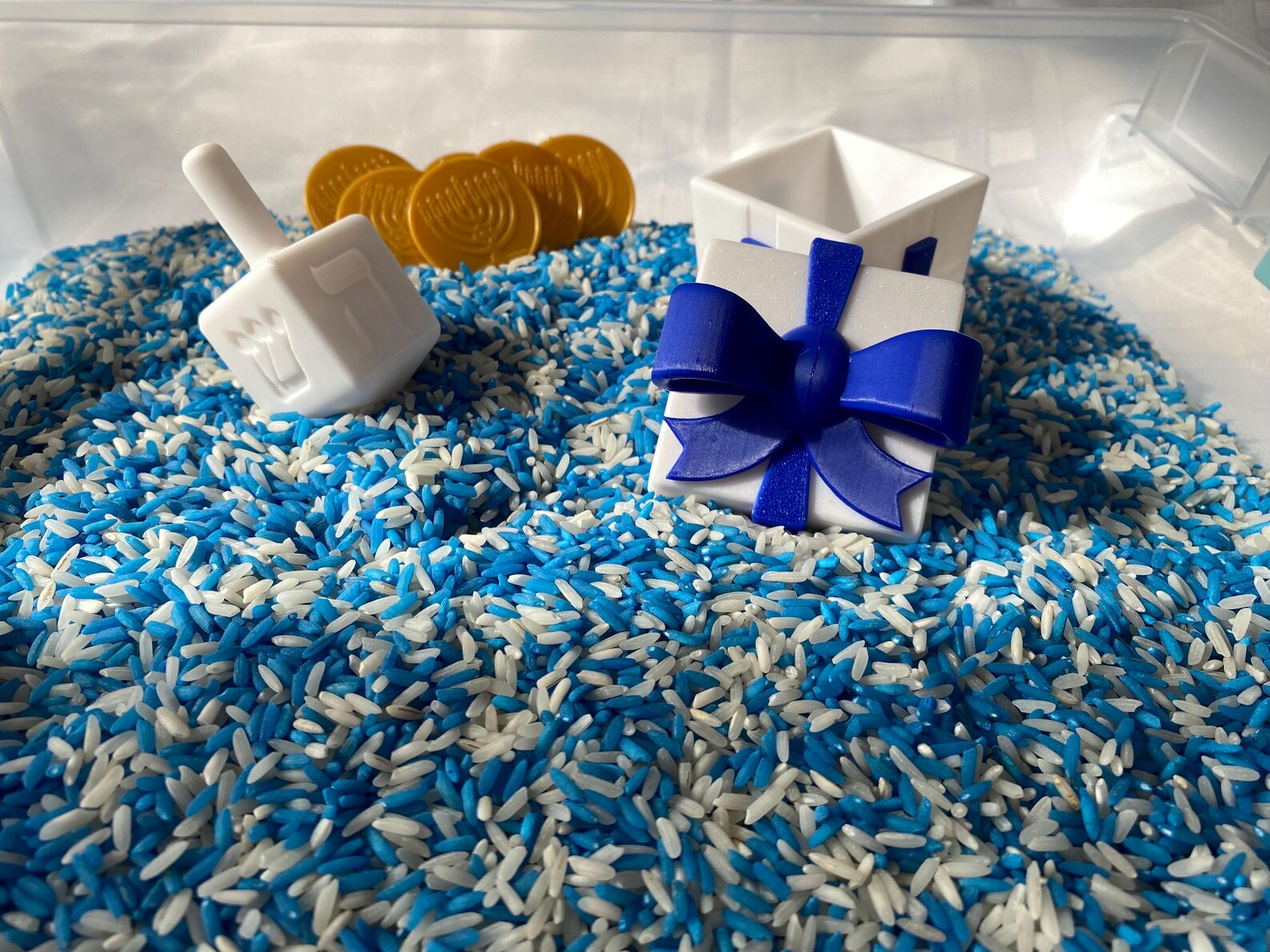 Hanukkah Sensory Bin - Montessori Play Kit for Kids | Pretend Play ...