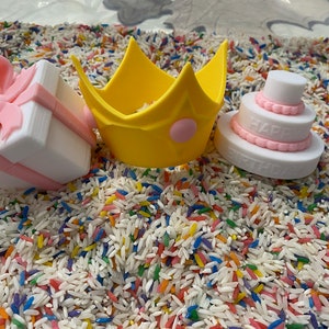 Birthday Sensory Bin - Montessori Birthday Play Kit for Kids - Etsy