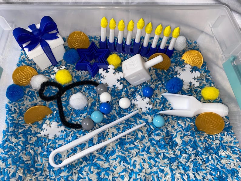 Hanukkah Sensory Bin - Montessori Play Kit for Kids | Pretend Play ...
