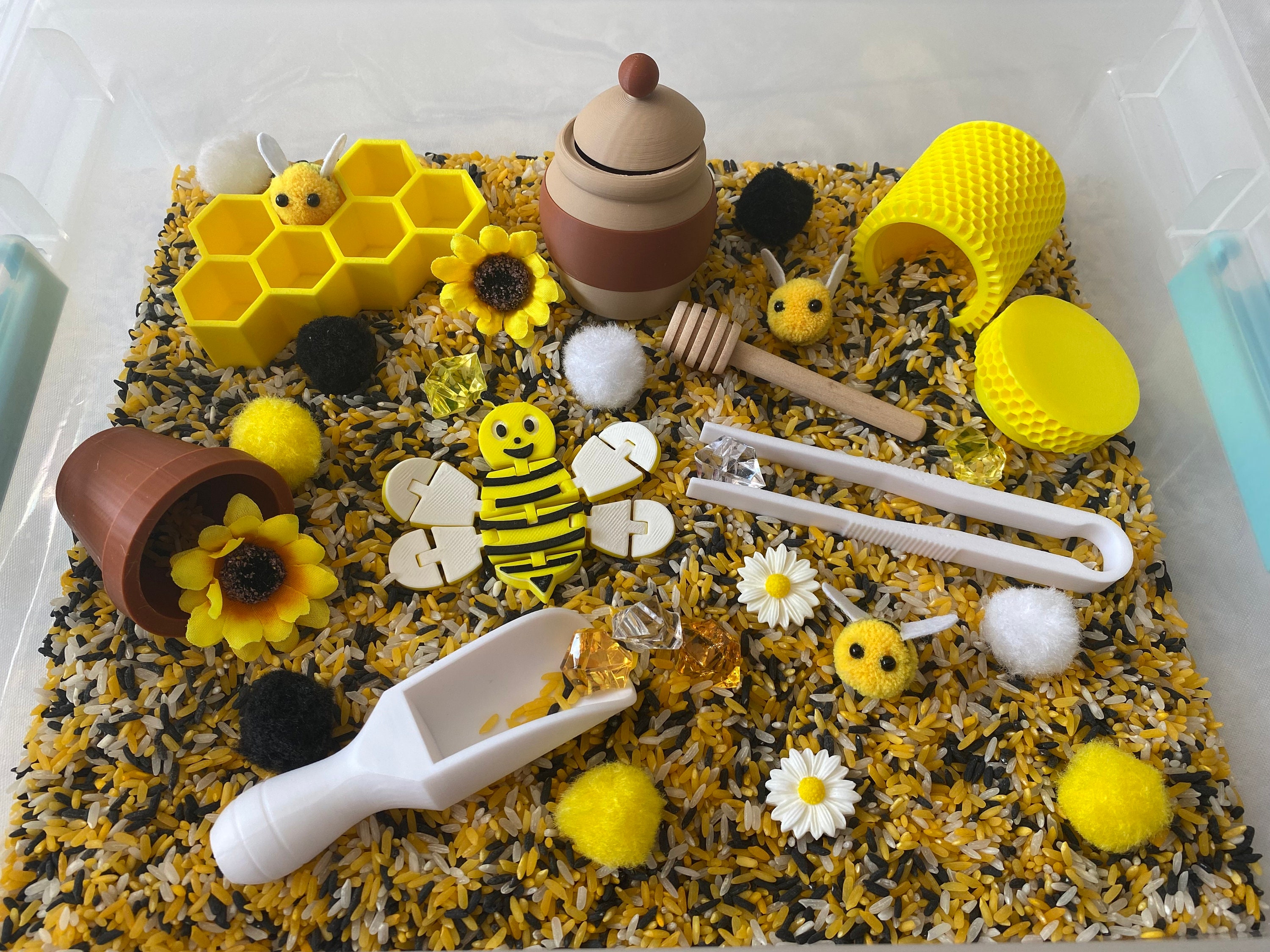 Montessori Spring Bee Sensory Bin - Interactive Play Kit for Kids ...