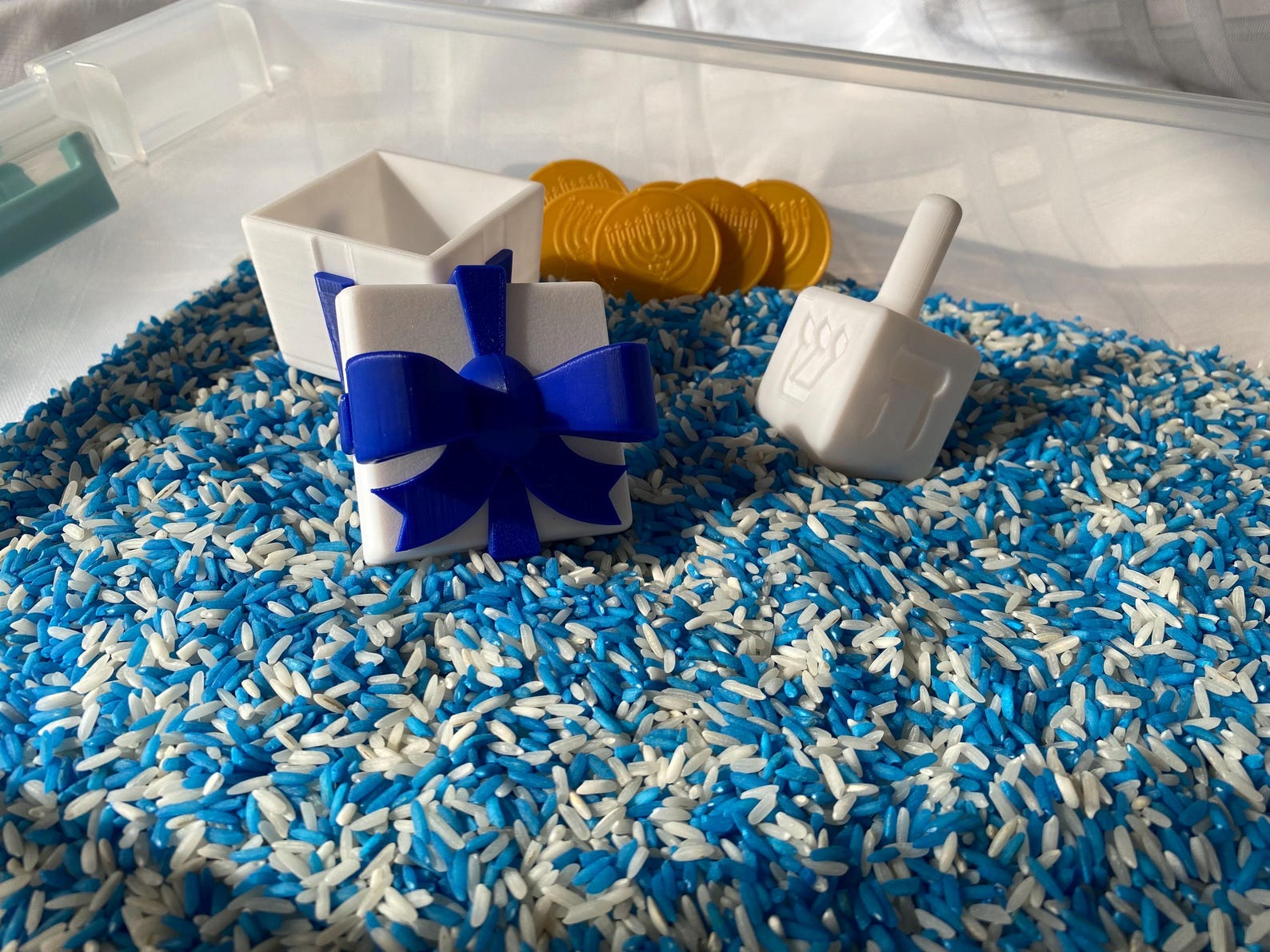 Hanukkah Sensory Bin - Montessori Play Kit for Kids | Pretend Play ...