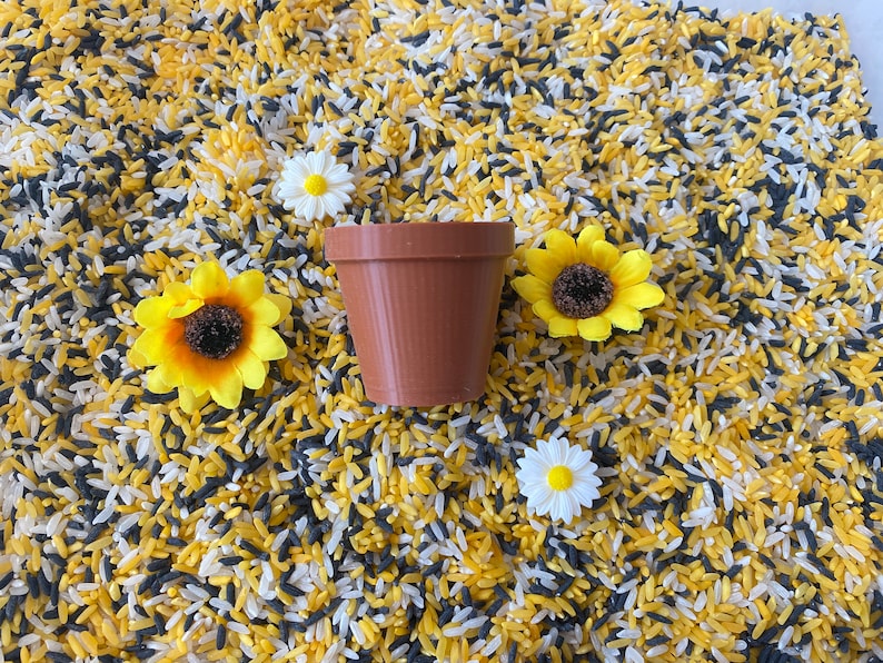 Montessori Spring Bee Sensory Bin - Interactive Play Kit for Kids ...