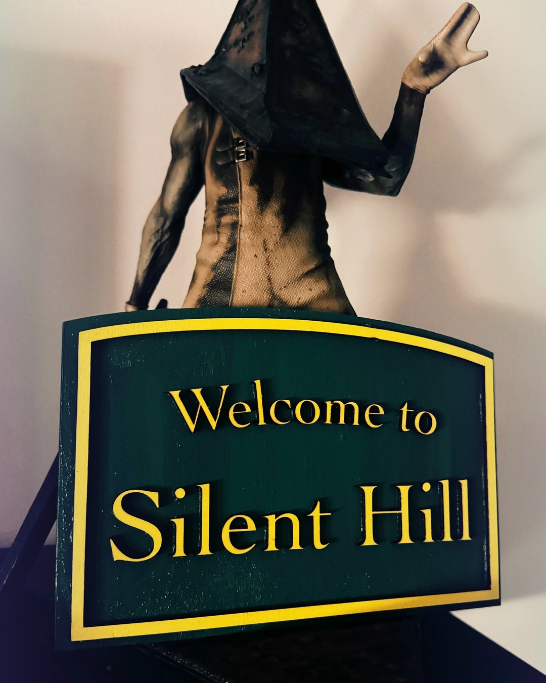 SILENT HILL: "welcome to Silent Hill" – Wooden Sign - Etsy