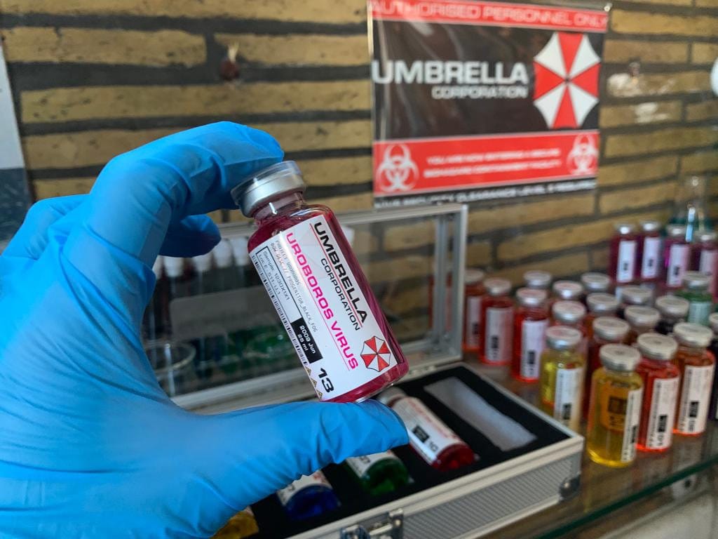 RESIDENT EVIL: Prop Replica VIRUS Vial Set - Etsy