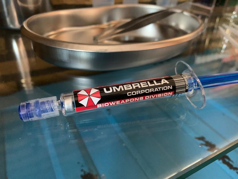 RESIDENT EVIL: Prop Replica Syringe Virus - Etsy