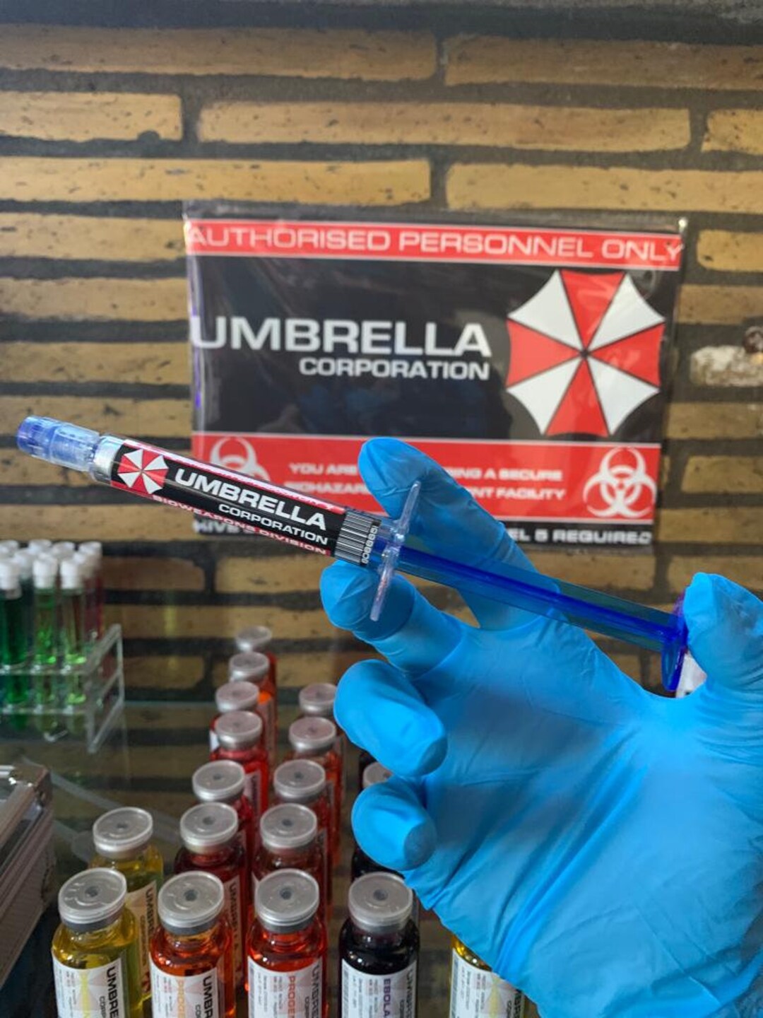 RESIDENT EVIL: Prop Replica Syringe Virus - Etsy