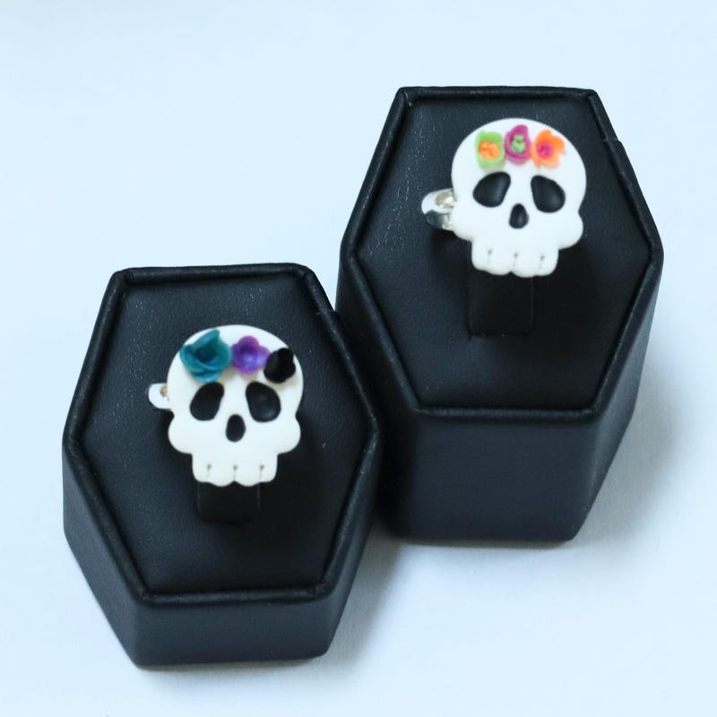 Clay Skull - Etsy