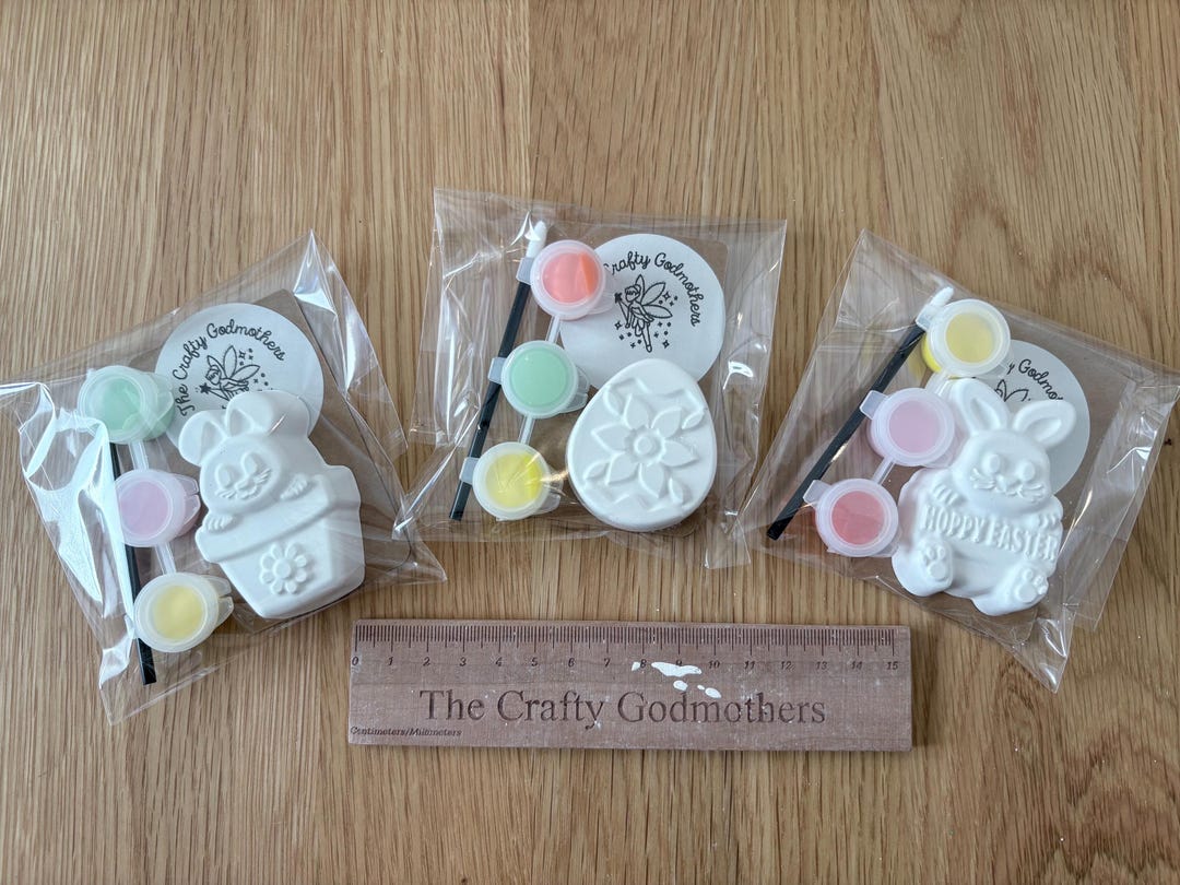 Happy Easter Craft Kits Pant Your Own Party Filler Favours (1 Supplied ...