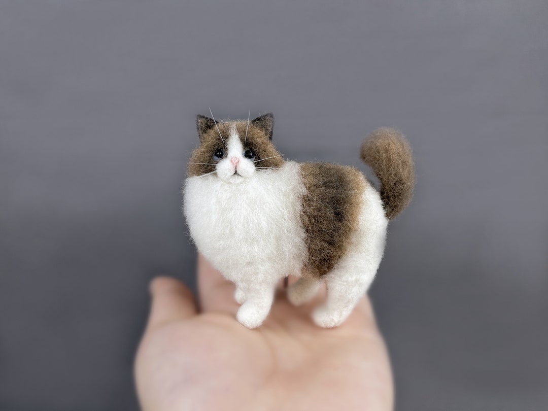 Mini Felted Wool Cat,felted Wool Crafts,felted Miniature,small Felted ...