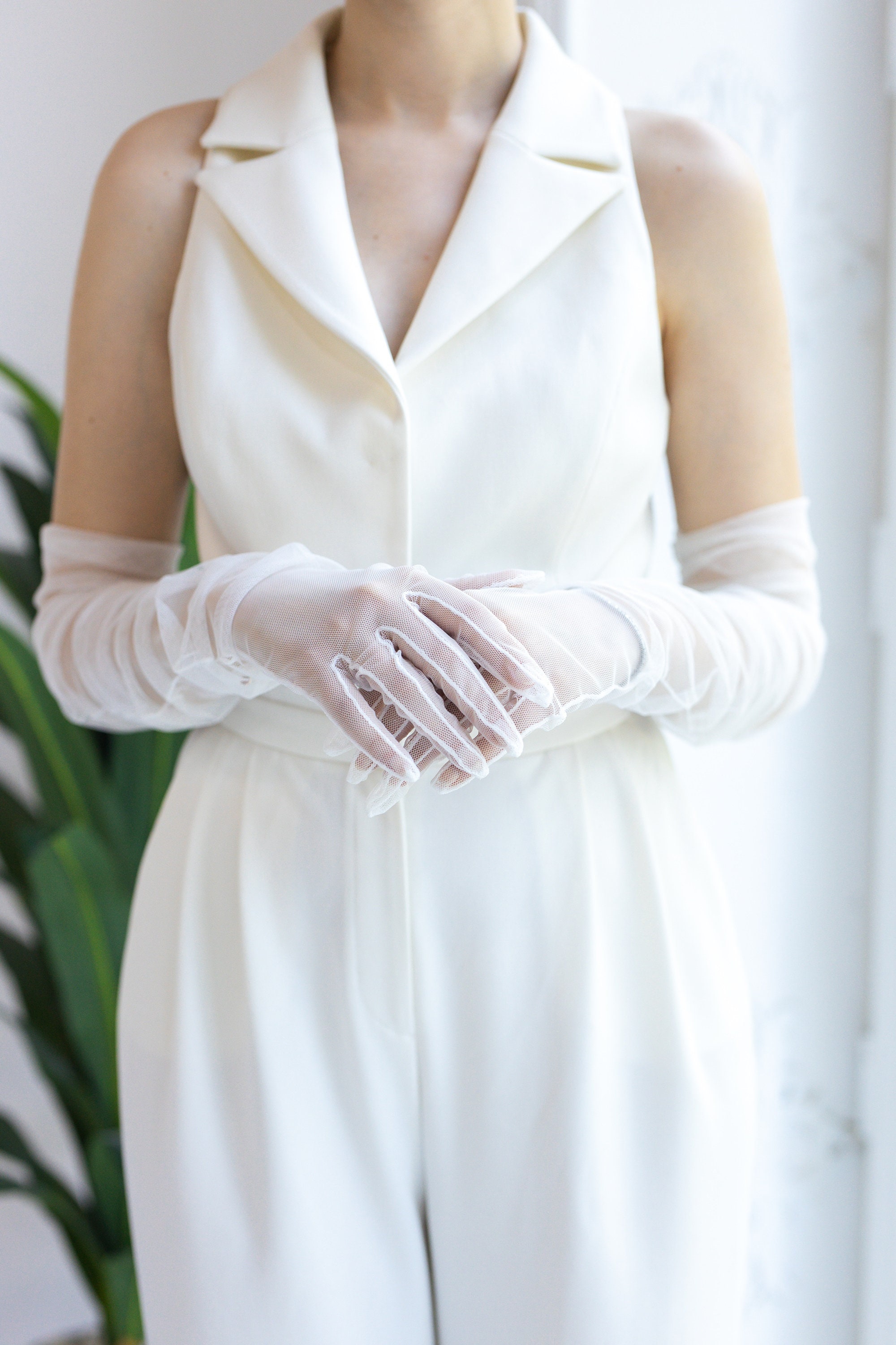 White Bridal Tulle Gloves Long, Elegant Wedding Gloves, Bridal Gloves ...