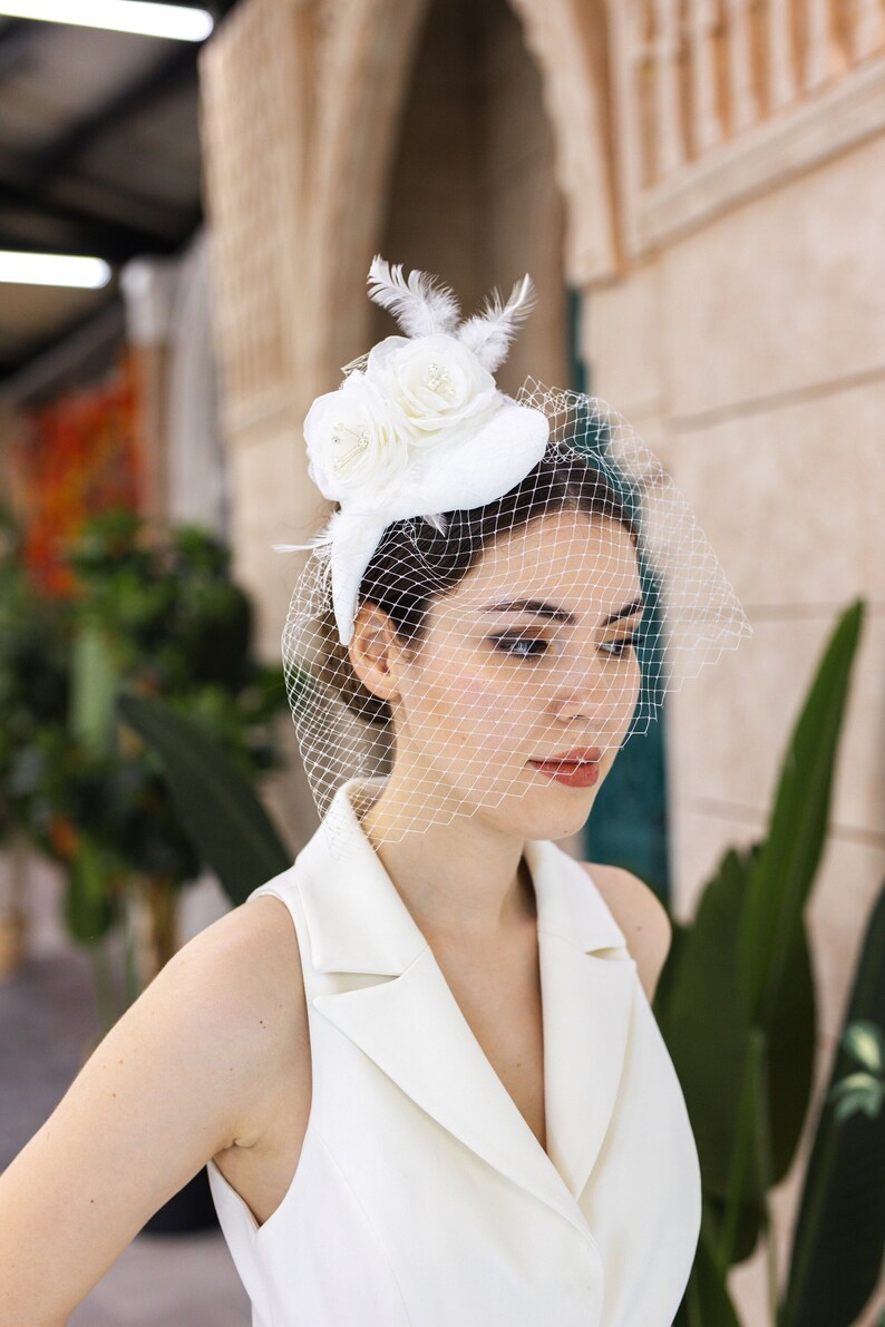 Floral Tulle Bridal Hat With Veil, Elegant Headpiece for Brides, Bridal ...
