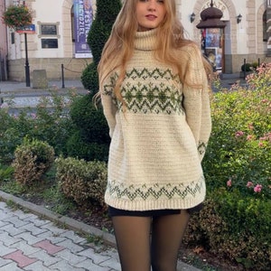 Crochet Tapestry Sweater PDF Pattern + Video Tutorial - Etsy