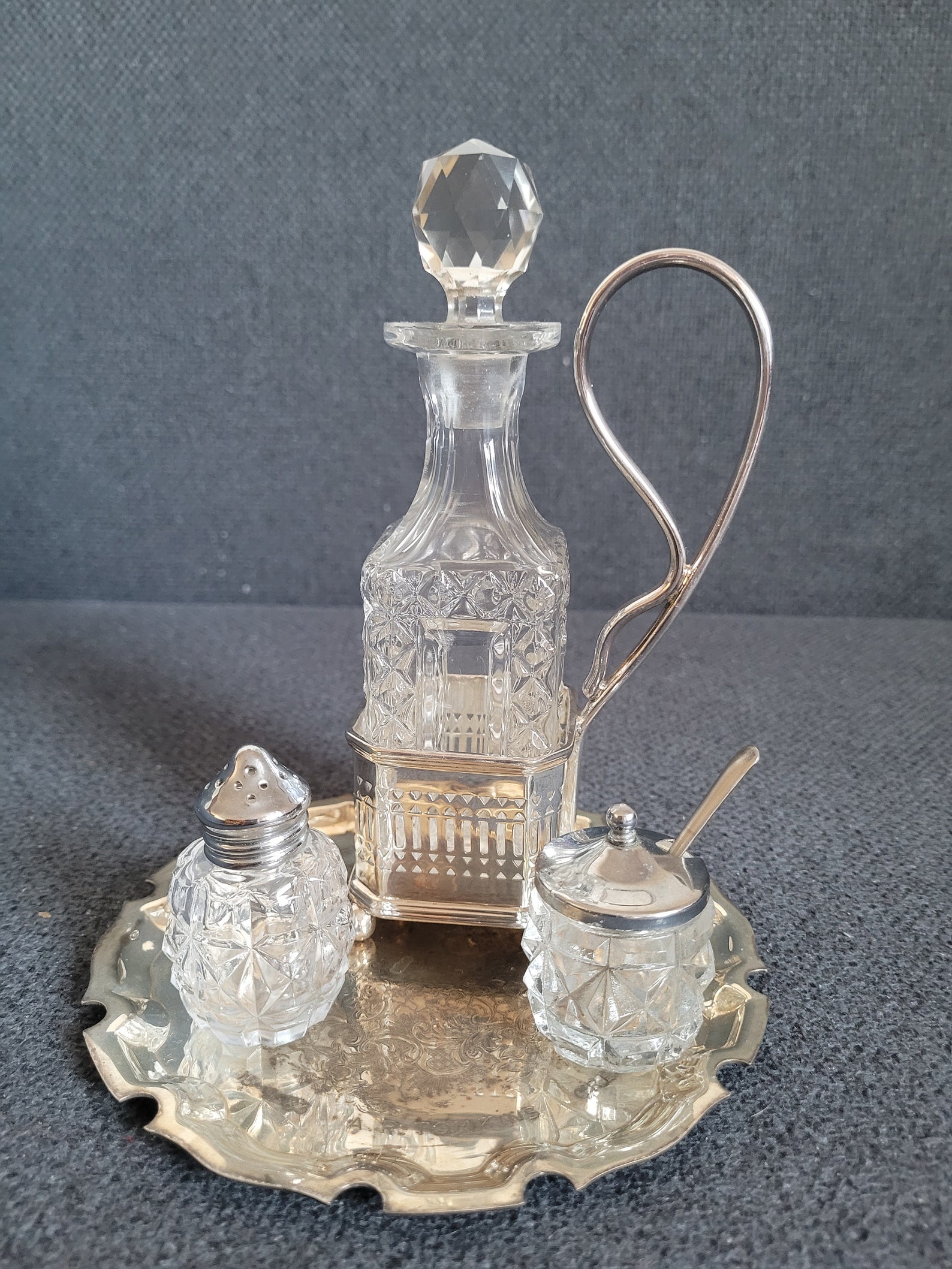 Vintage Cruet Set - Etsy