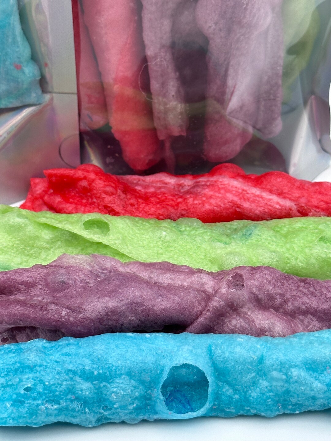 Crunchy Fruit Delight - Freeze Dried Fruit Roll-ups , Fun & Fruity ...