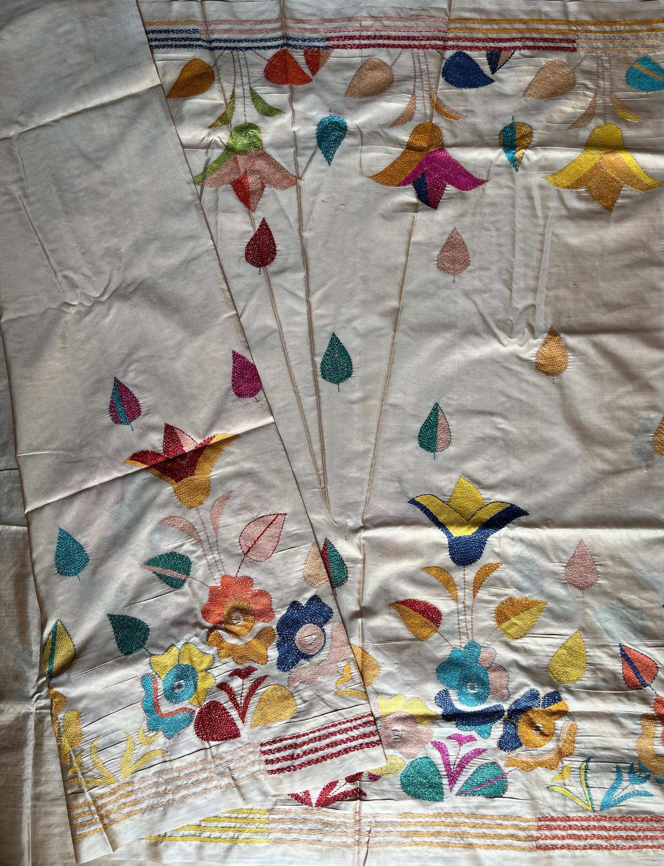 Hand Embroidered Kantha Stitch Saree With Blouse Piece Blended ...