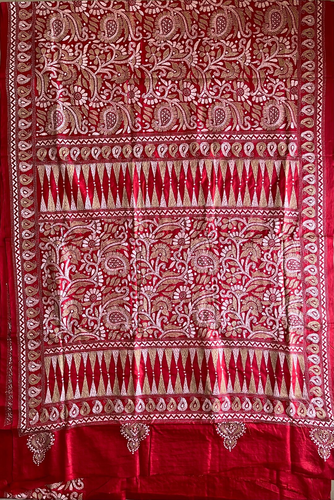 Red Hand Embroidered Kantha Stitch Saree With Blouse Piece | Pure ...