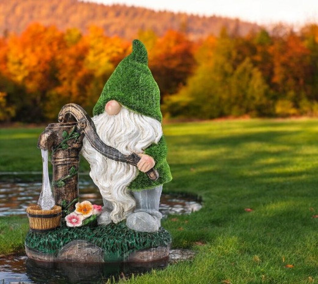 Garden Gnome Statue, Resin Pressurized Well With Water Gnome Figurine ...