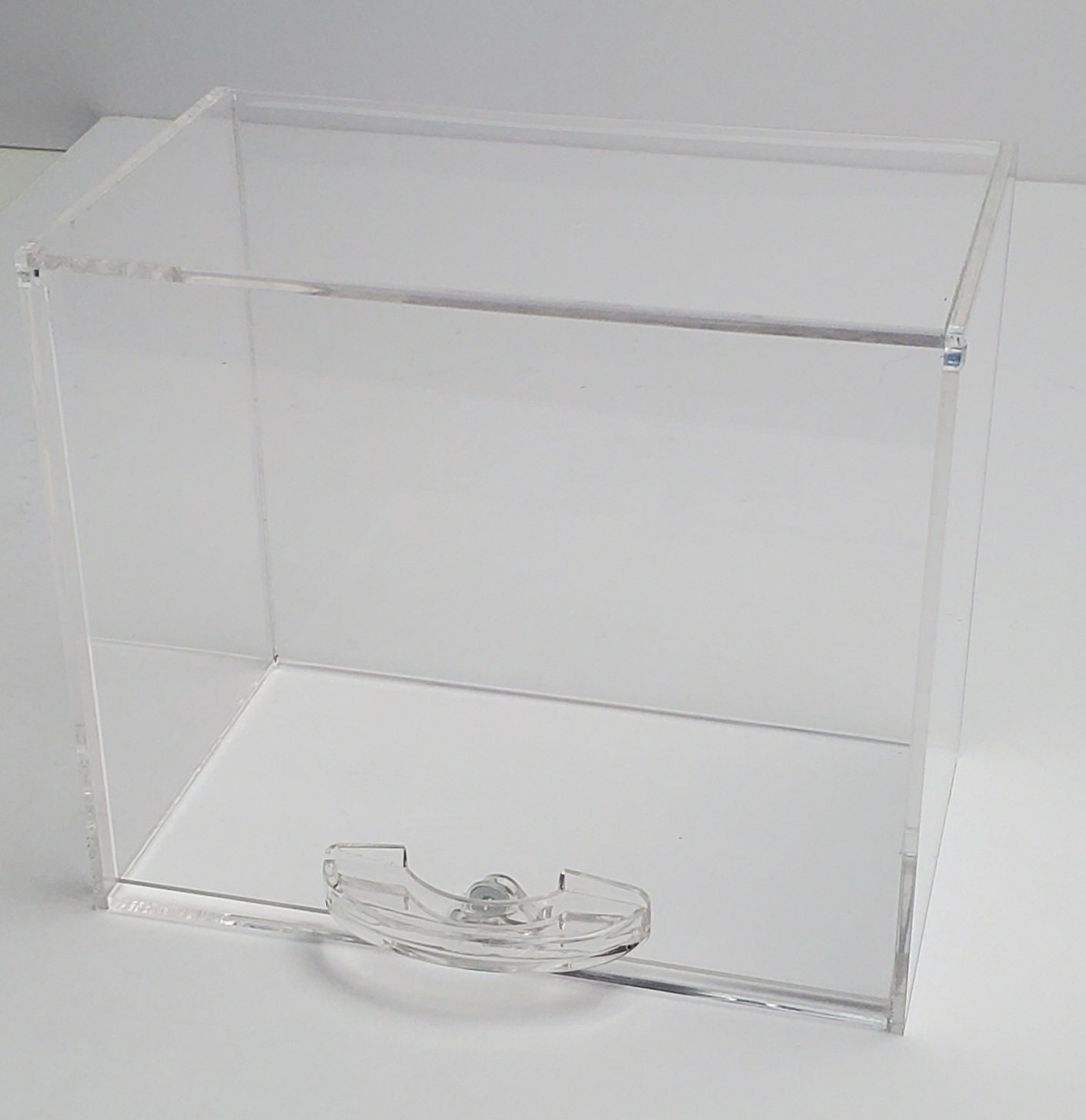T'z Tagz Mini Acrylic Display Case Pop Figure Protector Multi-purpose ...