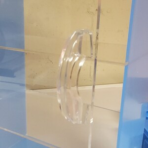 T'z Tagz New Acrylic Display Case Clear Plastic Counter Cabinet ...
