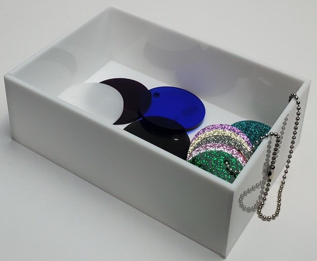 T'z Tagz Custom 10x5x3 Solid White Acrylic Tray Event Decor and Display ...