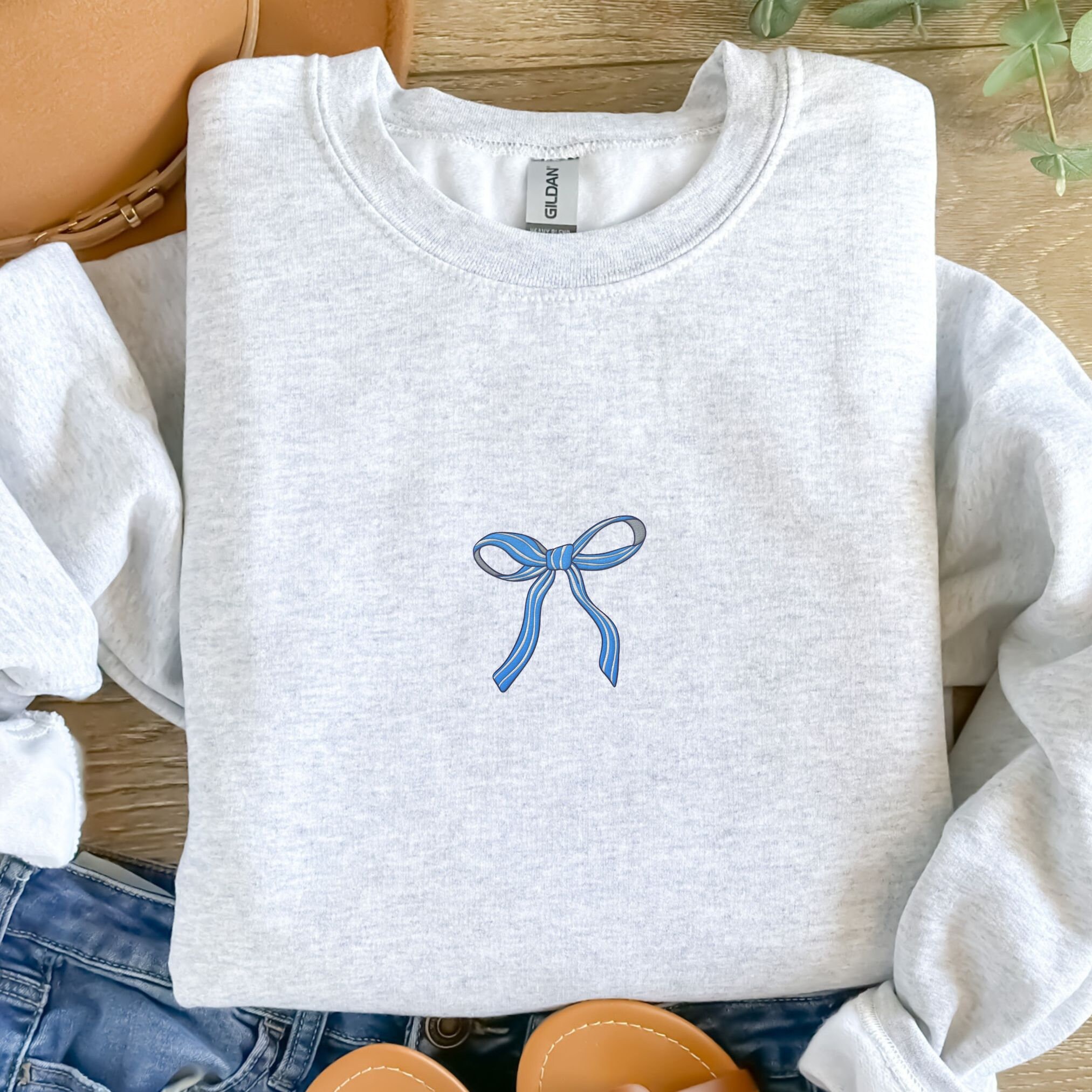 Simple Blue Bow Coquette Embroidered Crewneck - Etsy