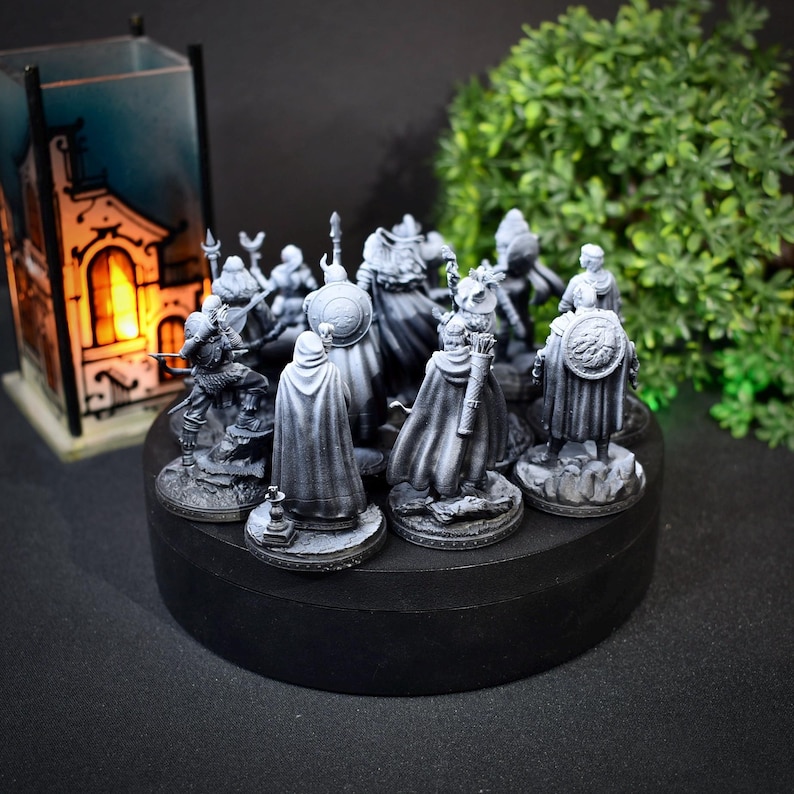 Heroes of the Blade X12 Miniatures: 28/32/38mm Fantasy RPG Mini for Dnd ...