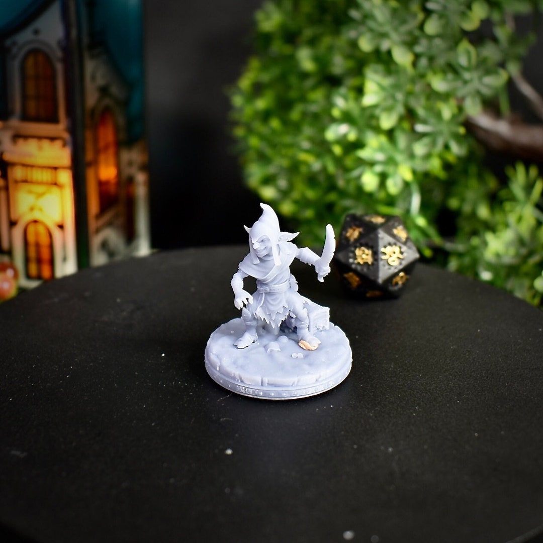 Male Goblin Rogue Miniature: 28/32/38mm Fantasy RPG Mini for Dnd, TTRPG ...