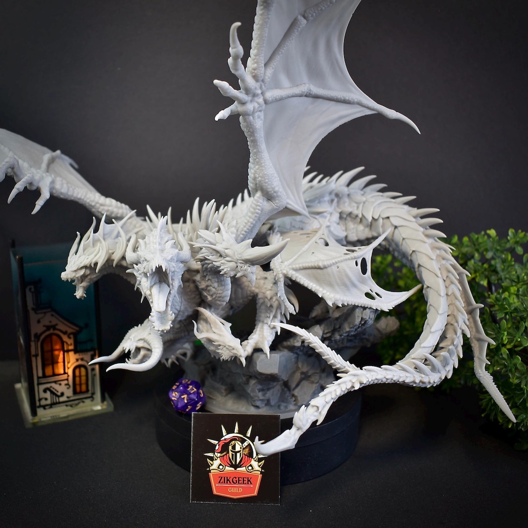 Giant Tiamat Queen of Dragons – Epic Boss Miniature for Fantasy RPG ...