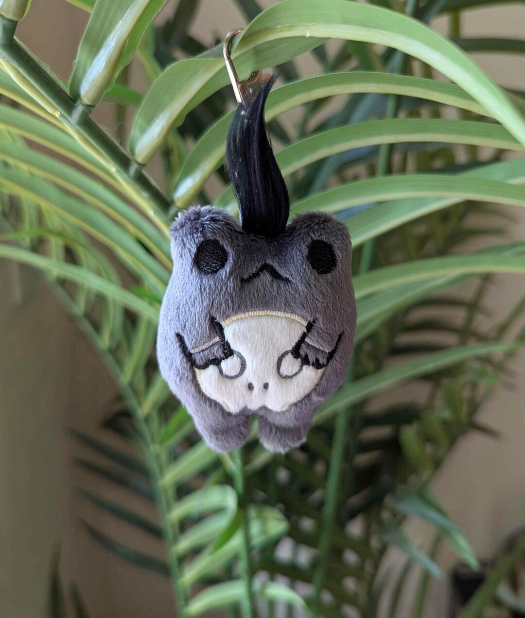 Grum - Goth/emo Frog Plushie Keychain Handmade - Etsy