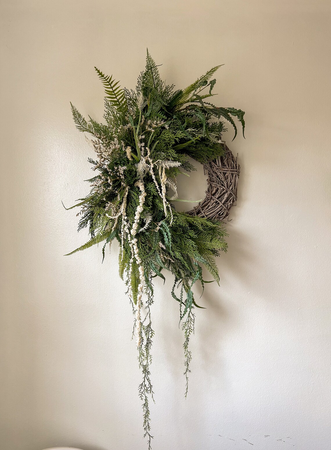 Cedar Christmas Wreath: White Amaranth & Pine Holiday Decor - Etsy