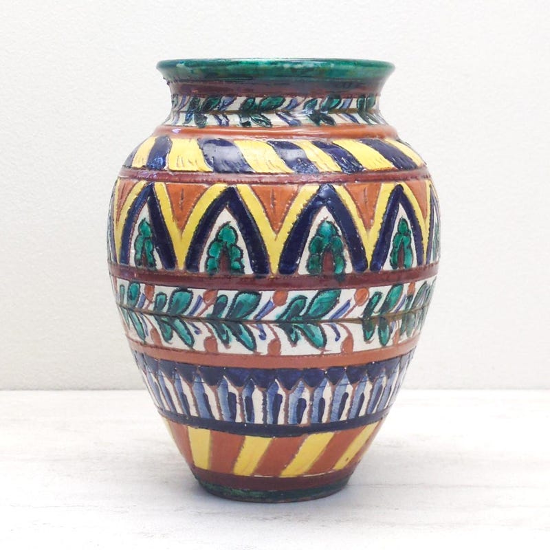 Sgraffito Vase - Etsy