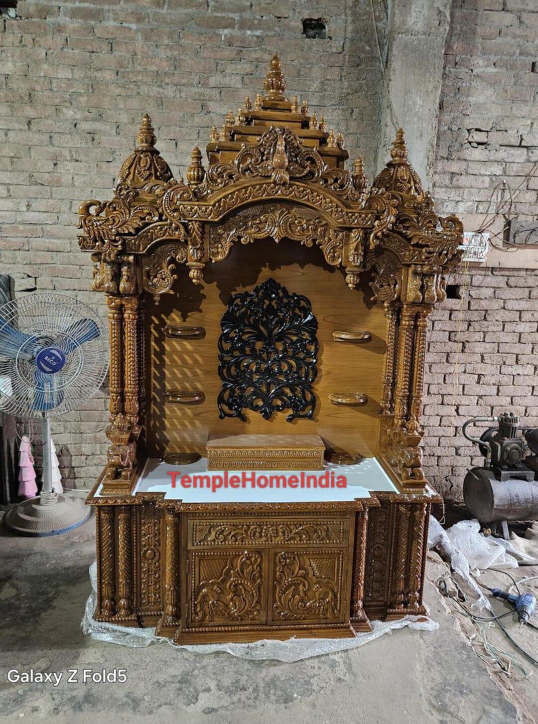 Big Wood Pooja Mandir Indian Temple With Doors/temple With Drawers ...
