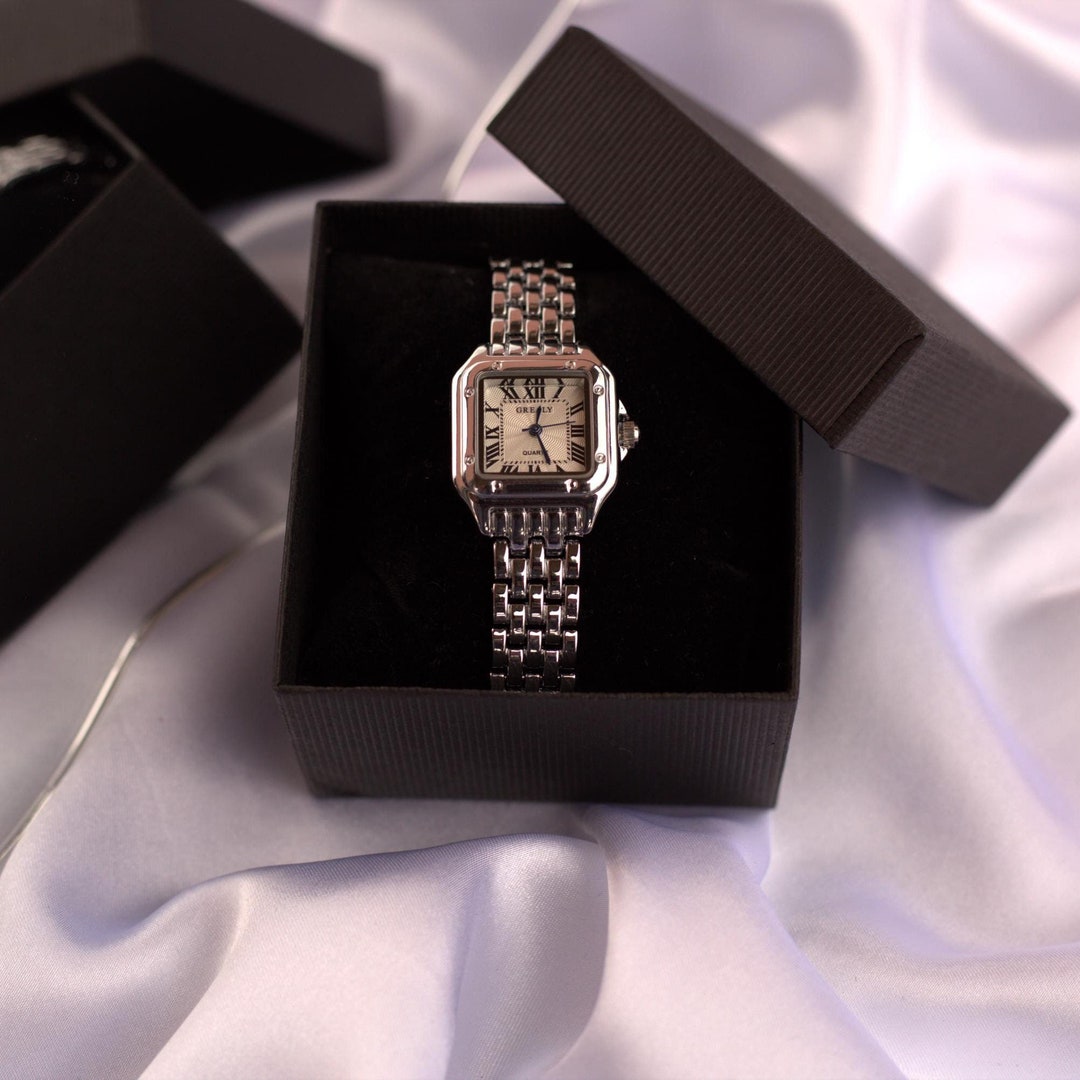 Vintage-inspired Dainty Cocktail Watch Minimalist Womens Old Money ...