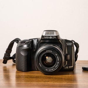 ミノルタ ダイナックス 500si オートズームレンズ付き 35 mm ミノルタ ダイナックス 500si オートズームレンズ付き 35 mm